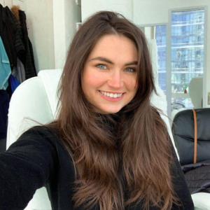 Taylor Bell Biography:- age, net worth, LinkedIn, height, boyfriend ...